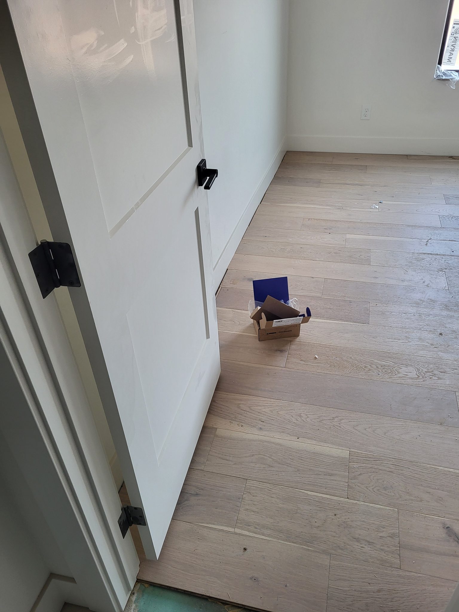 Install Baseboard: 7 Pro Steps for Perfect Trim Every Time